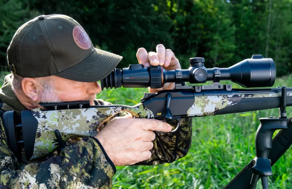 Ocular Zoom: Industry-leading Blur-Free Magnification - Nocpix